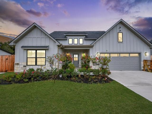 12015 Rockview Dr, Conroe, TX 77306