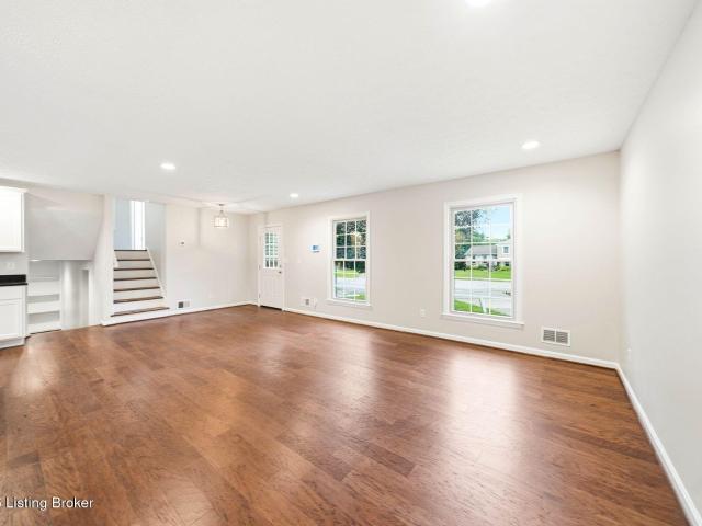 12016 Rock Spring Dr