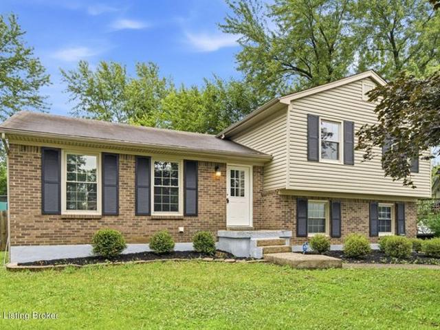 12016 Rock Spring Dr, Louisville, KY 40245