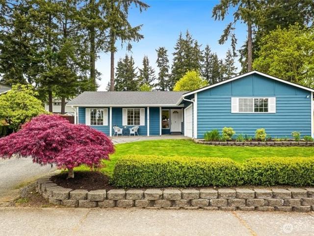 12018 NE 136th Pl, Kirkland, WA 98034