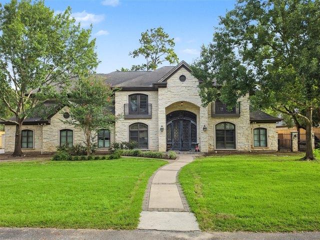 12018 Surrey Ln, Bunker Hill Village, TX 77024