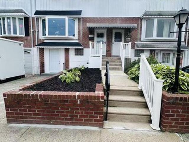 12019 Farwell Rd, Philadelphia, PA 19154