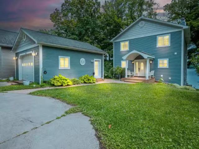1201 N CROOKED LAKE DR, LAKE, MI 48632 Single Family Residence.