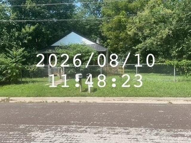 1201 N Davies Ave, Springfield, MO 65802
