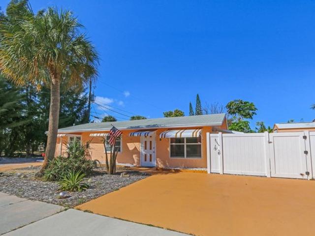 1201 N K St, Lake Worth, FL 33460