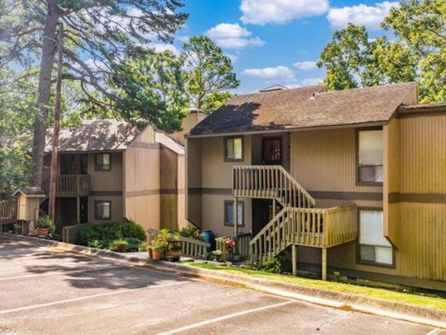 1201 N Pierce St Apt 46, Little Rock, AR 72207