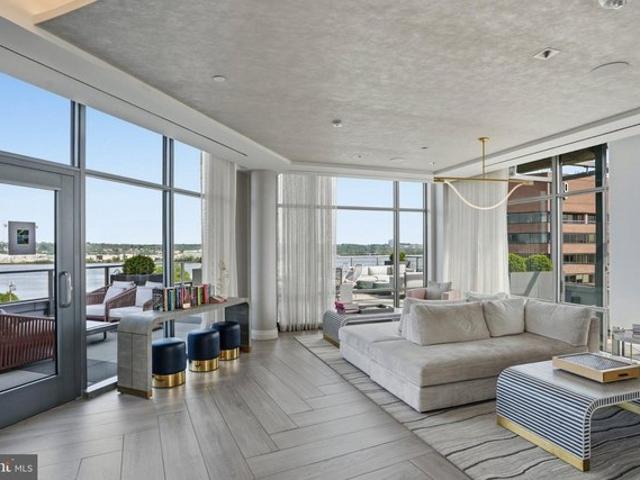 1201 N Royal St Unit 206, Alexandria, VA 22314