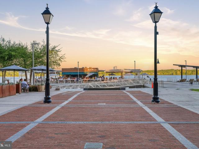1201 N Royal St, Unit 206, Alexandria, VA 22314 | MLS #VAAX2063