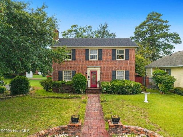 1201 N Walnut St, Lumberton, NC 28358