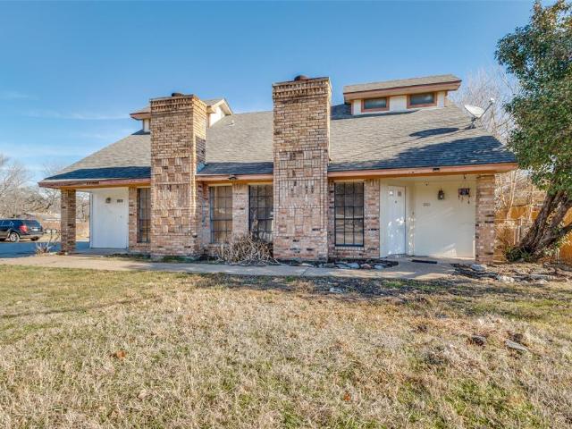 1201 Avondale Ct, Arlington, TX 76011 | MLS #21170 | Compass