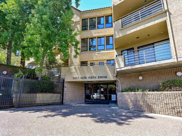 1201 Alta Vista Dr 206