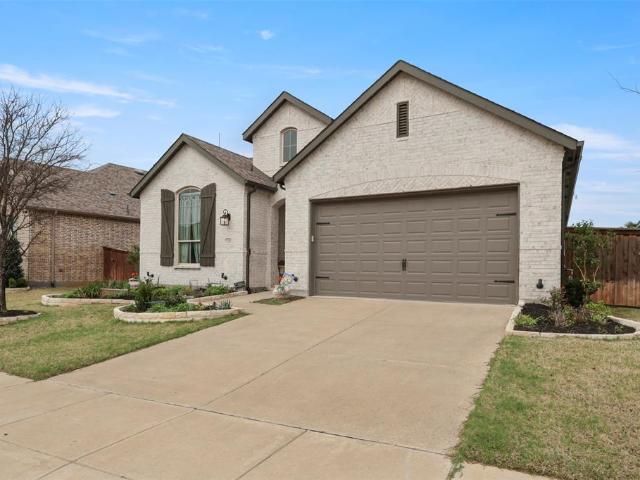 1201 Bluestem Dr, Aubrey, TX 76227 | MLS #21205