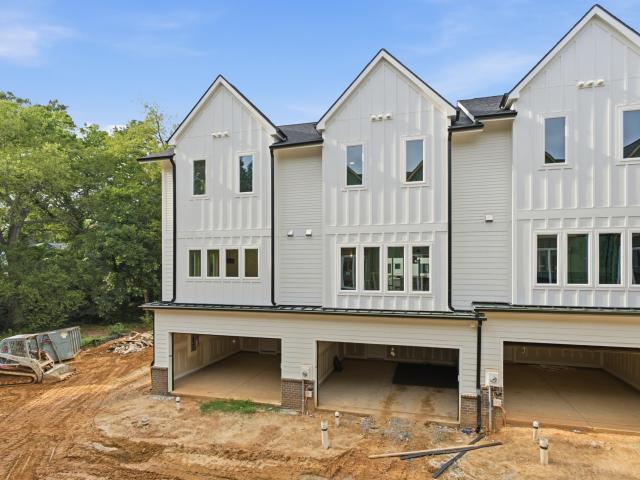 1201 Brookside Drive 102