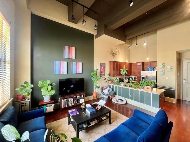 1201 Canal Street # 569