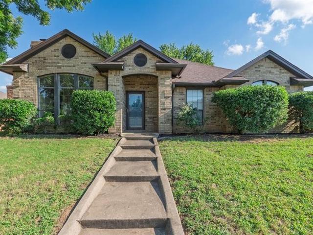 1201 Castle Creek St, Shawnee, OK 74804