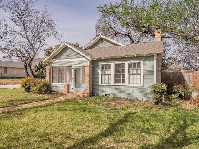 1201 Clint St, Carrollton, TX 75006 | MLS #21206 | Compass