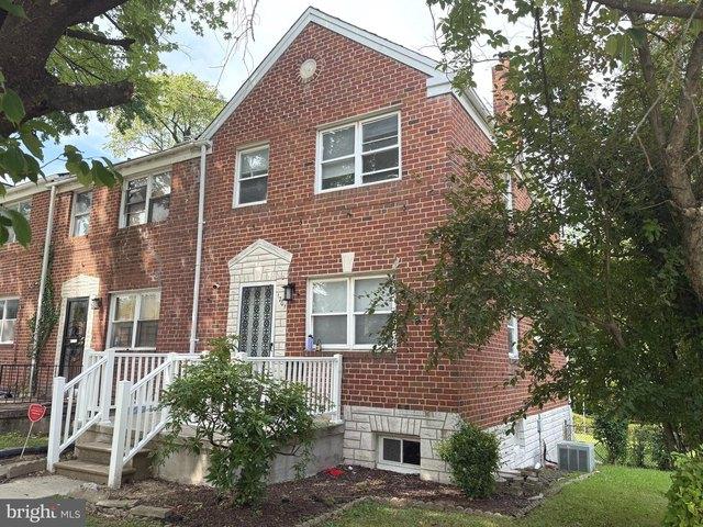 1201 Cooks Ln, Baltimore, MD 21229