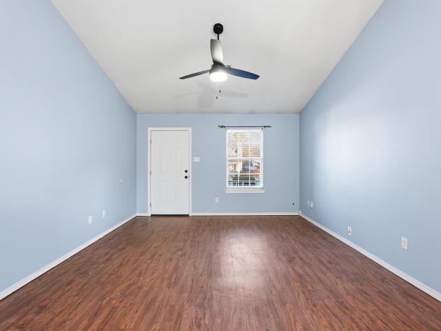 1201 Copper Creek