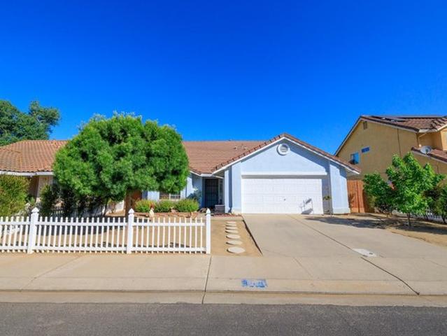 1201 Crater Ave, Modesto, CA 95351