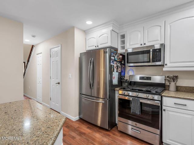 1201 Dahlia Court
