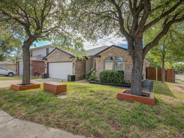 1201 Darjeeling Dr, Pflugerville, TX 78660 | MLS #3642 | Compass