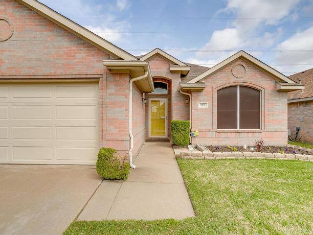 1201 Eastwick Dr, Arlington, TX 76002 | Compass