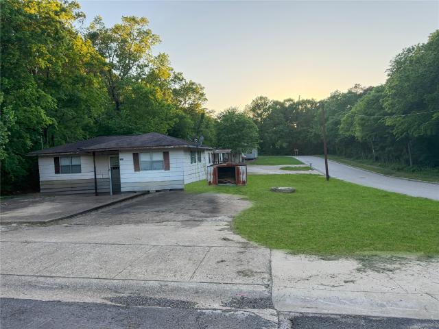 1201 El Road