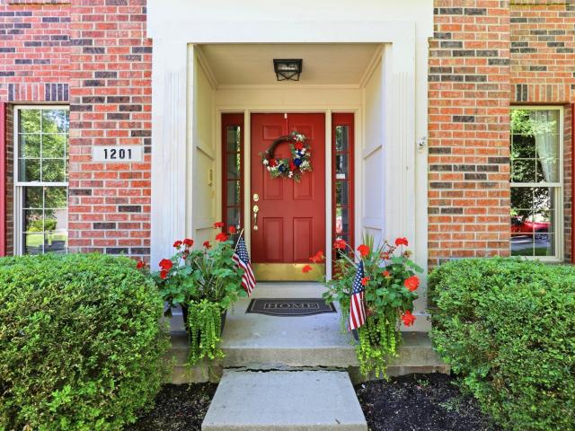 1201 Elm Grove