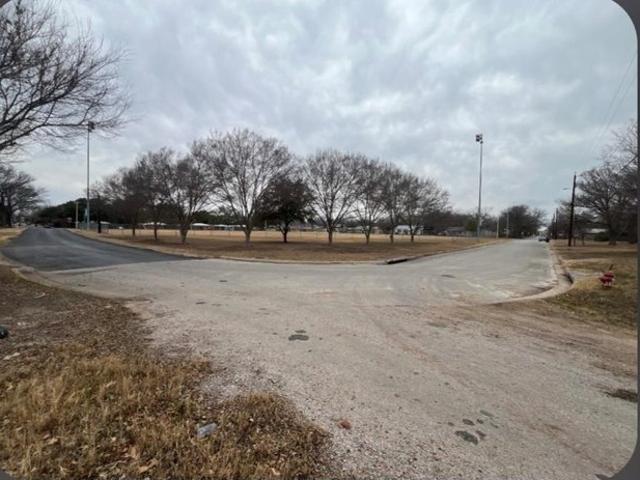 1201 Emile St, Bastrop, TX 78602