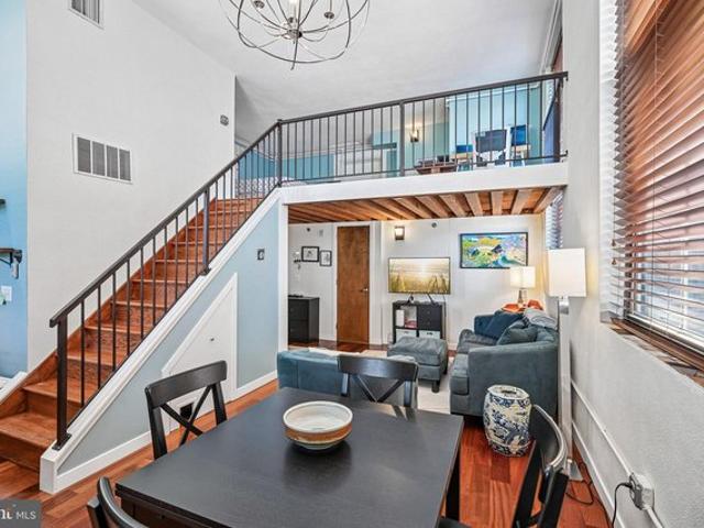 1201 Fitzwater St Unit 305, Philadelphia, PA 19147