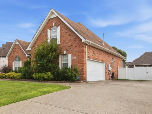 1201 Frinton Ct