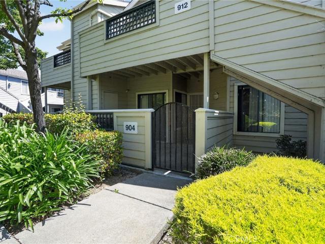 1201 Glen Cove Parkway 904