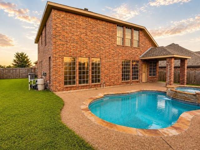 1201 Goffin Dr, Desoto, TX 75115