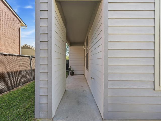1201 Grove Blvd # 1304