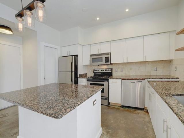 1201 Grove Blvd Unit The, Austin, TX 78741