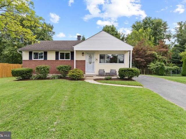 1201 Kimberly Ln, Glen Burnie, MD 21061