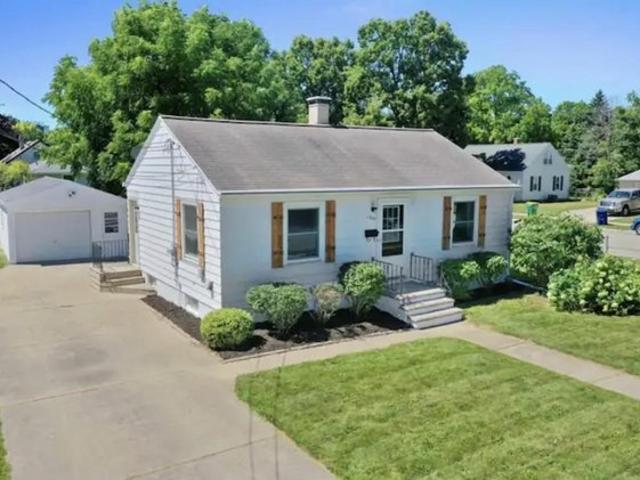 1201 Langlade Ave, Green Bay, WI 54304