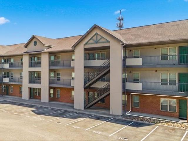 1201 Laurel Ave Apt 107, Knoxville, TN 37916