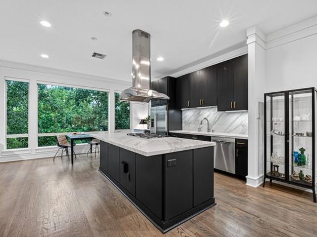 1201 Peveto St, Houston, TX 77019