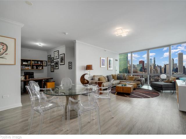 1201 S Prairie Avenue # 2402