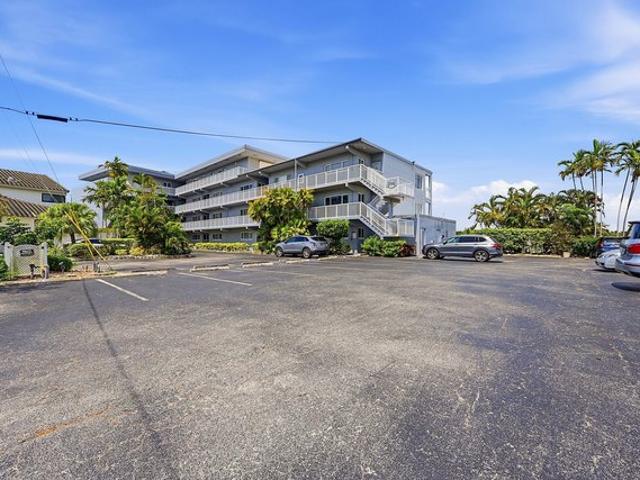 1201 S Riverside Dr Apt 306, Pompano Beach, FL 33062