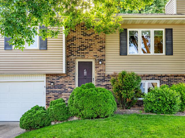1201 SE Michael Drive