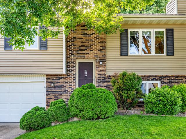 1201 SE Michael Drive