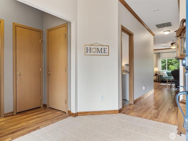 1201 th Avenue E