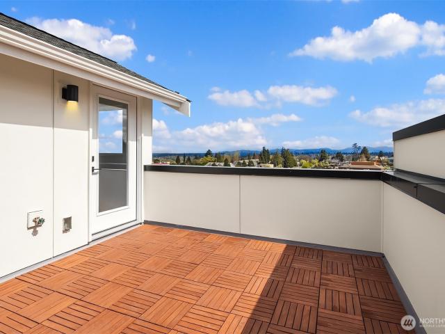 1201 th Pl S, Unit B, Burien, WA 98168 | MLS #2508