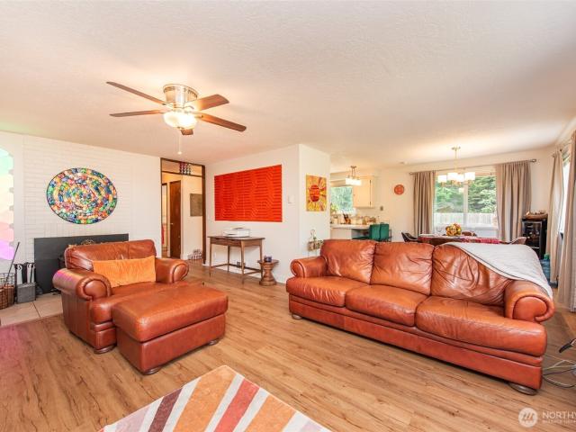 1201 Thornton Drive