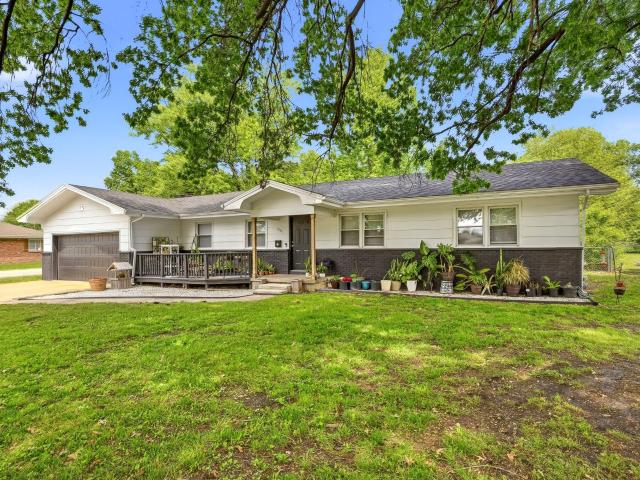 1201 W Edgewood Street