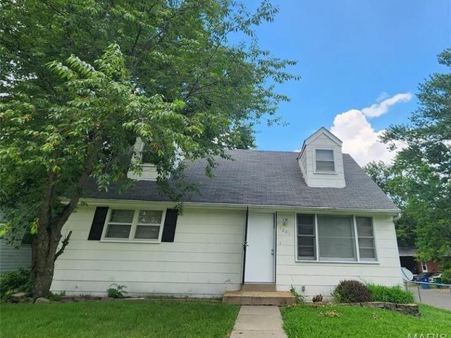 1201 Walker Ave, Spanish Lake, MO 63138