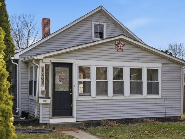 1201 14th Ave, Rock Falls, IL 61071