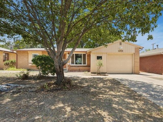 1201 23rd Avenue Ct, Greeley, CO 80634